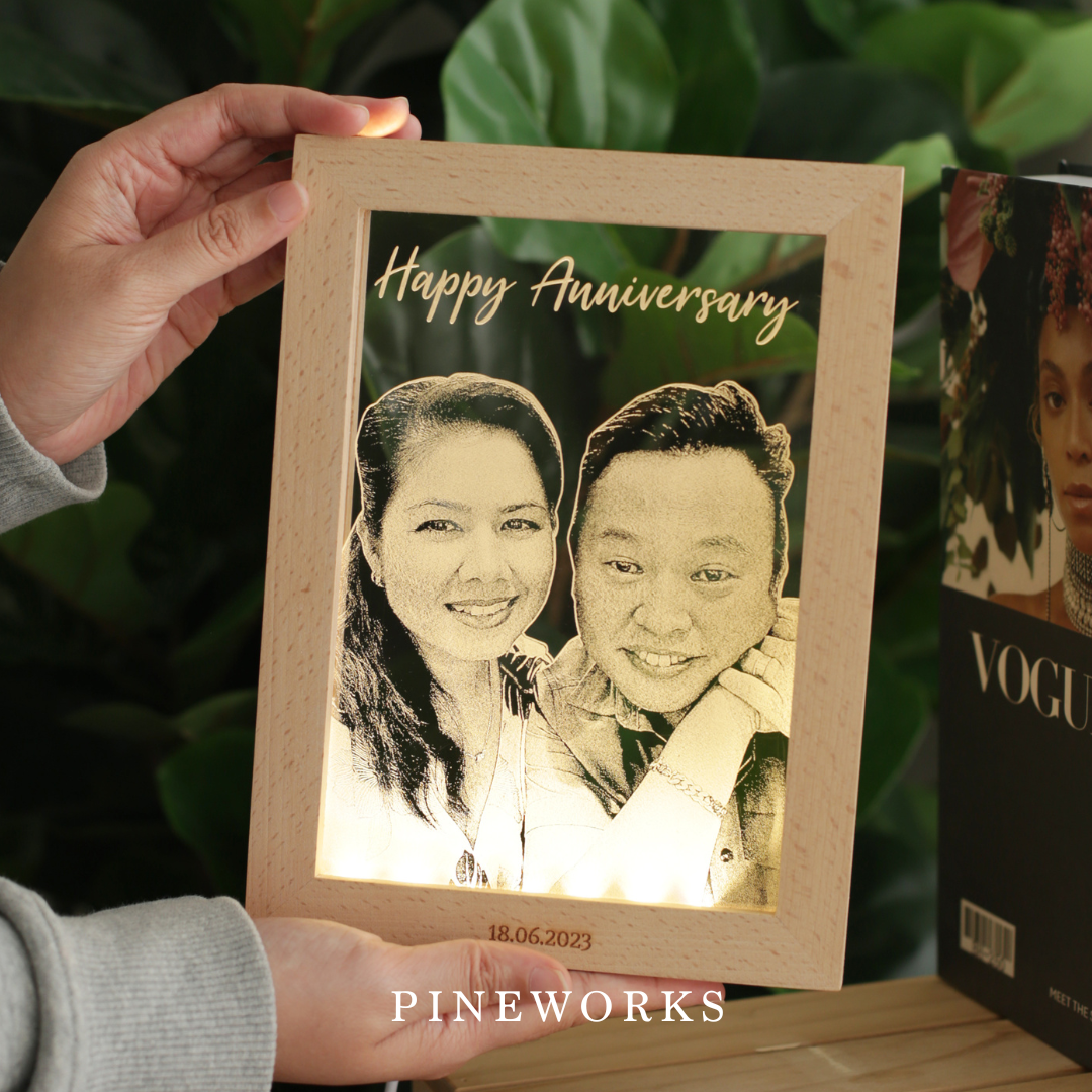 Personalized 3D Wood Frame Night Light– PINEWORKS